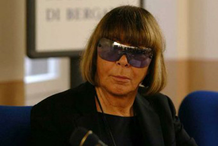 Morta la stilista Krizia, aveva 90 anni | Gaiaitalia.com Notizie ...